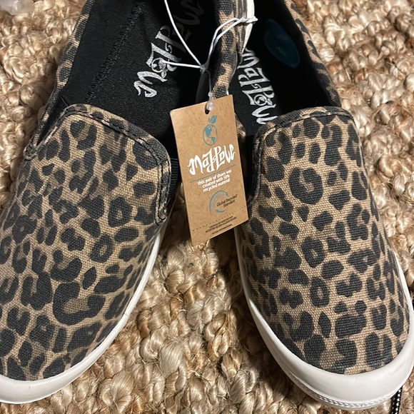 Mad Love | Shoes | Womens Size 9 Mad Love Cheetah Leopard Print ...